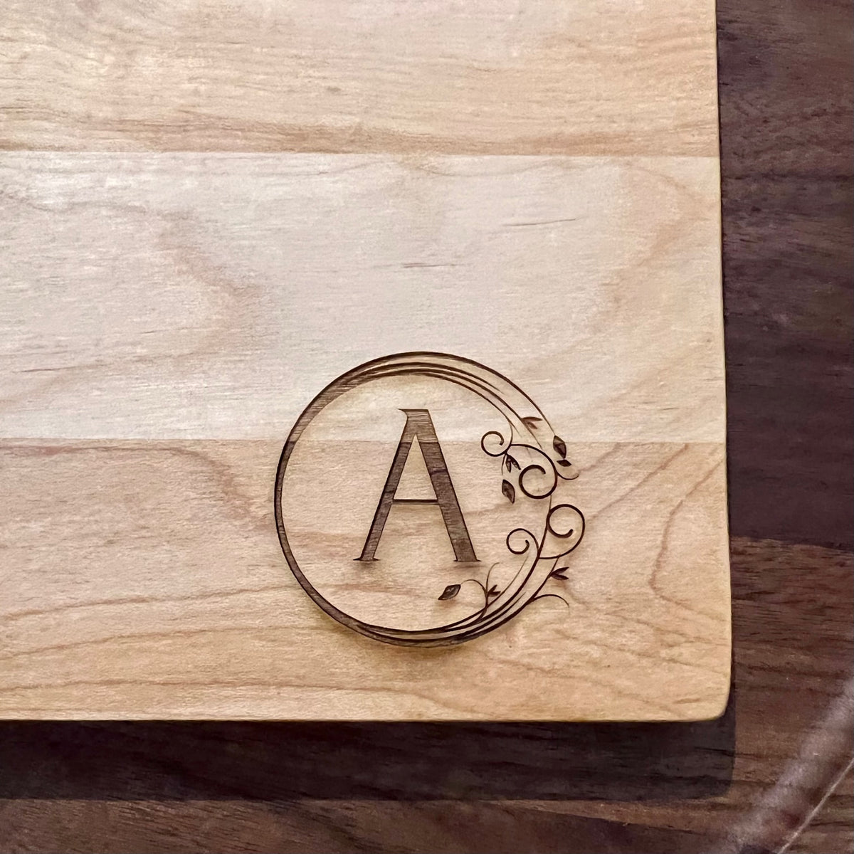 Monogrammed Board with (or without) knife